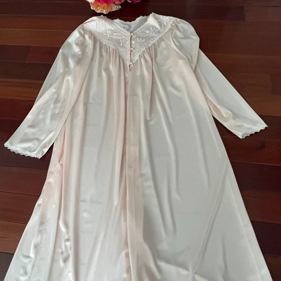 Shadowline | Intimates & Sleepwear | Vintage Shadowline Sleepwear ...